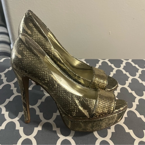 Jessica Simpson | Shoes | Final Sale Elegant Gold Tone High Heels With ...